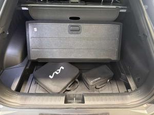 Pelēks Kia EV6 2024 Viļņa, ar dzinēja tilpumu 0.00 L un nobraukumu 20 tūkst. km par 37950 €, foto 14 vietnē AUTOMOTO.COM.LV