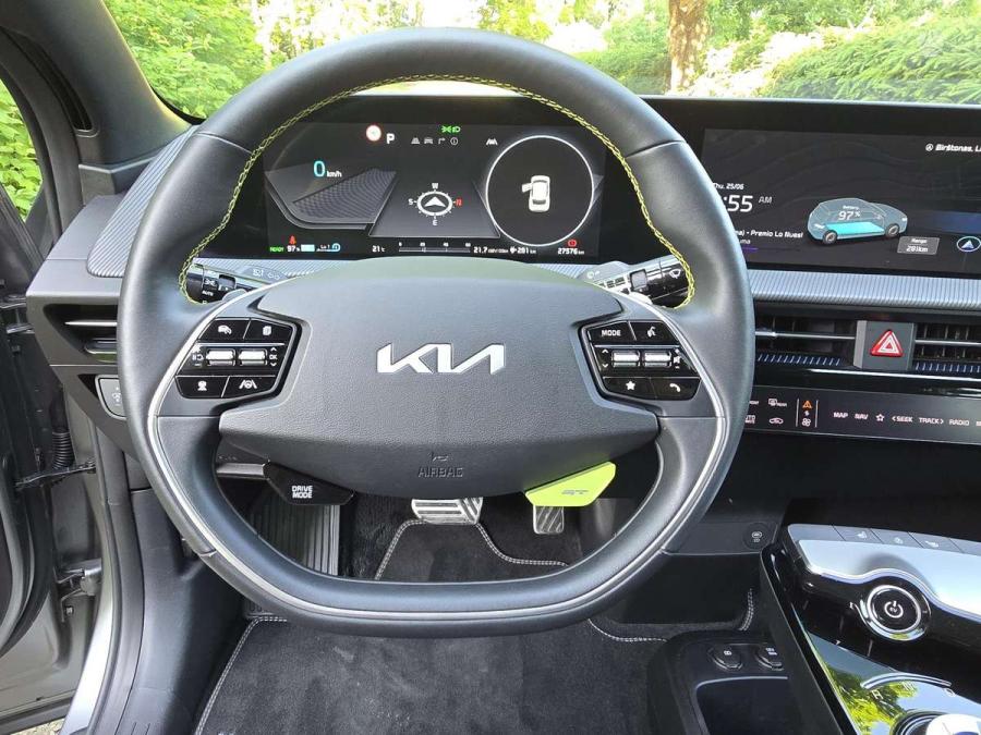 Серый Киа EV6 2024 в Бирштонас, объемом двигателя 0.00 л и пробегом 28 тыс. км за 33500 €, фото 24 на AUTOMOTO.COM.LV