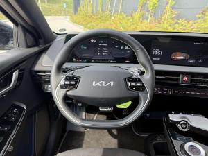 Серый Киа EV6 2024 в Вильнюс, объемом двигателя 0.00 л и пробегом 18 тыс. км за 37950 €, фото 14 на AUTOMOTO.COM.LV