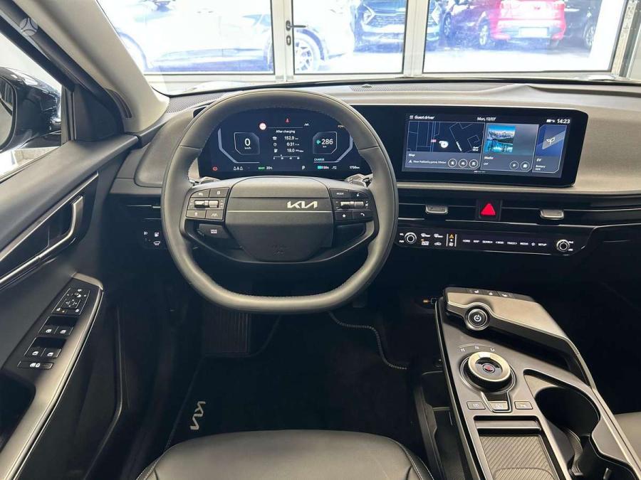 Pelēks Kia EV6 2026 Viļņa, ar dzinēja tilpumu 0.00 L un nobraukumu 2 tūkst. km par 47490 €, foto 18 vietnē AUTOMOTO.COM.LV