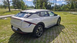 Grey Kia EV6 2022 in Kaunas, with an engine capacity of 0.00 L and mileage of 84 thousand km for 21700 €, photo 7 on AUTOMOTO.COM.LV