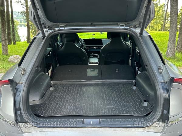 Киа EV6 2023 в Вильянди на AUTOMOTO.COM.LV Серый Киа EV6 2023 в Вильянди, объемом двигателя 0.00 л и пробегом 165 тыс. км за 31500 €, фото 6 на AUTOMOTO.COM.LV