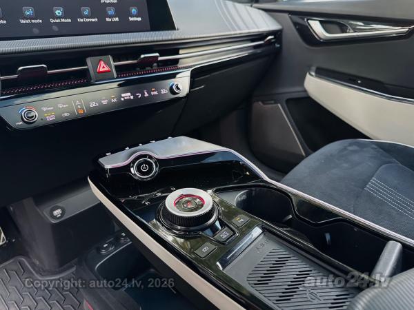 Киа EV6 2023 в Вильянди на AUTOMOTO.COM.LV Серый Киа EV6 2023 в Вильянди, объемом двигателя 0.00 л и пробегом 165 тыс. км за 31500 €, фото 10 на AUTOMOTO.COM.LV