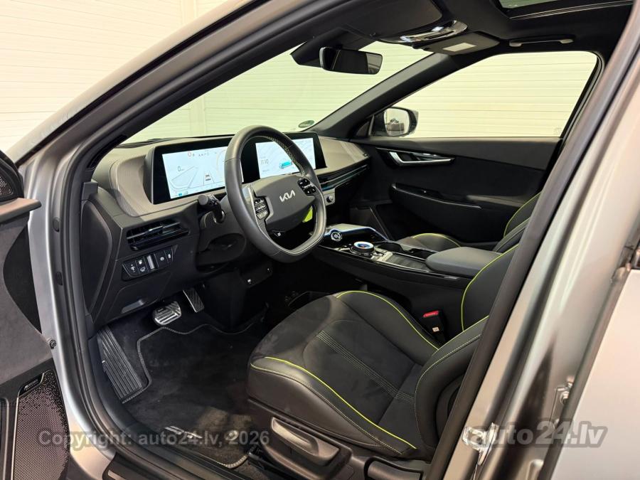 Серый Киа EV6 2025 в Тарту, объемом двигателя 0.00 л и пробегом 4 тыс. км за 45900 €, фото 9 на AUTOMOTO.COM.LV