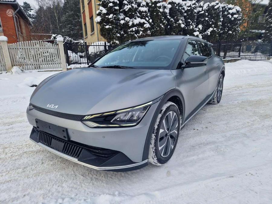 Grey Kia EV6 2022 in Panevezys, with an engine capacity of 0.00 L and mileage of 150 thousand km for 17790 €, photo 14 on AUTOMOTO.COM.LV