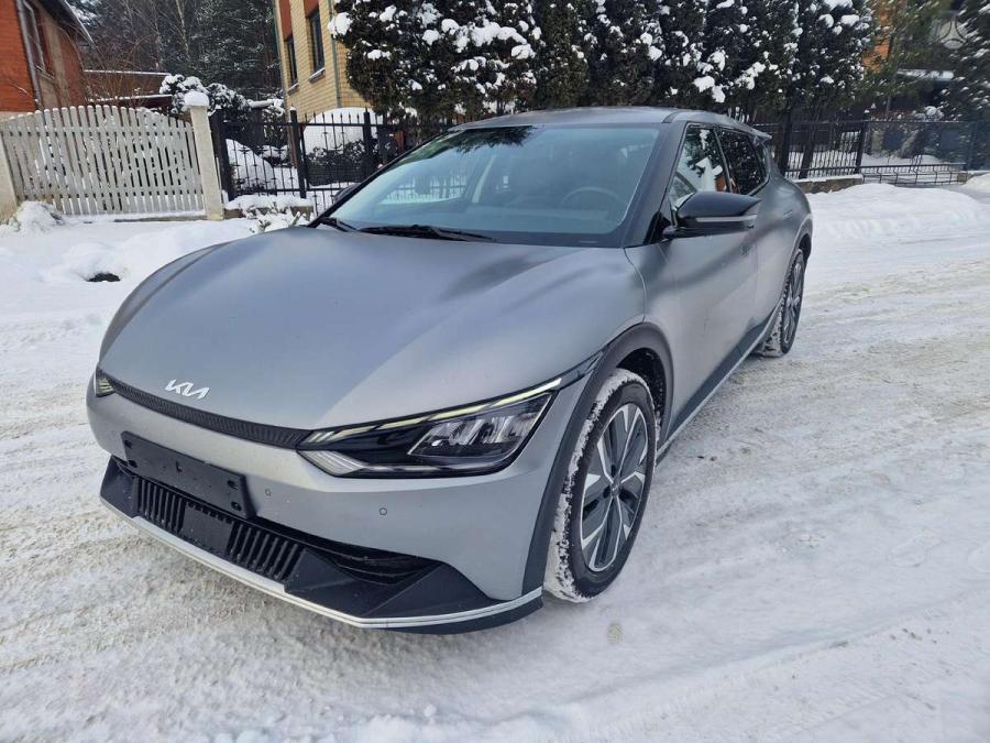 Grey Kia EV6 2022 in Panevezys, with an engine capacity of 0.00 L and mileage of 150 thousand km for 17790 €, photo 15 on AUTOMOTO.COM.LV