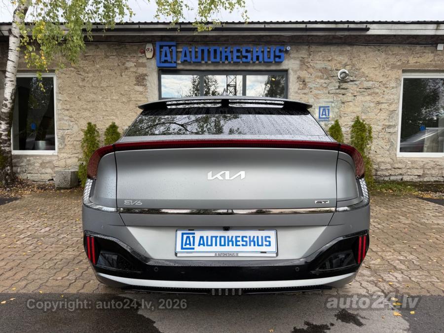 Серый Киа EV6 2023 в Таллин, объемом двигателя 0.00 л и пробегом 119 тыс. км за 35990 €, фото 16 на AUTOMOTO.COM.LV
