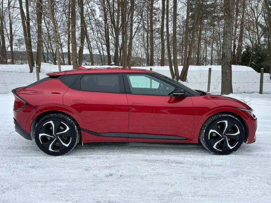 Sarkans Kia EV6 2022 Kauņa, ar dzinēja tilpumu 0.00 L un nobraukumu 87 tūkst. km par 25900 €, foto 3 vietnē AUTOMOTO.COM.LV