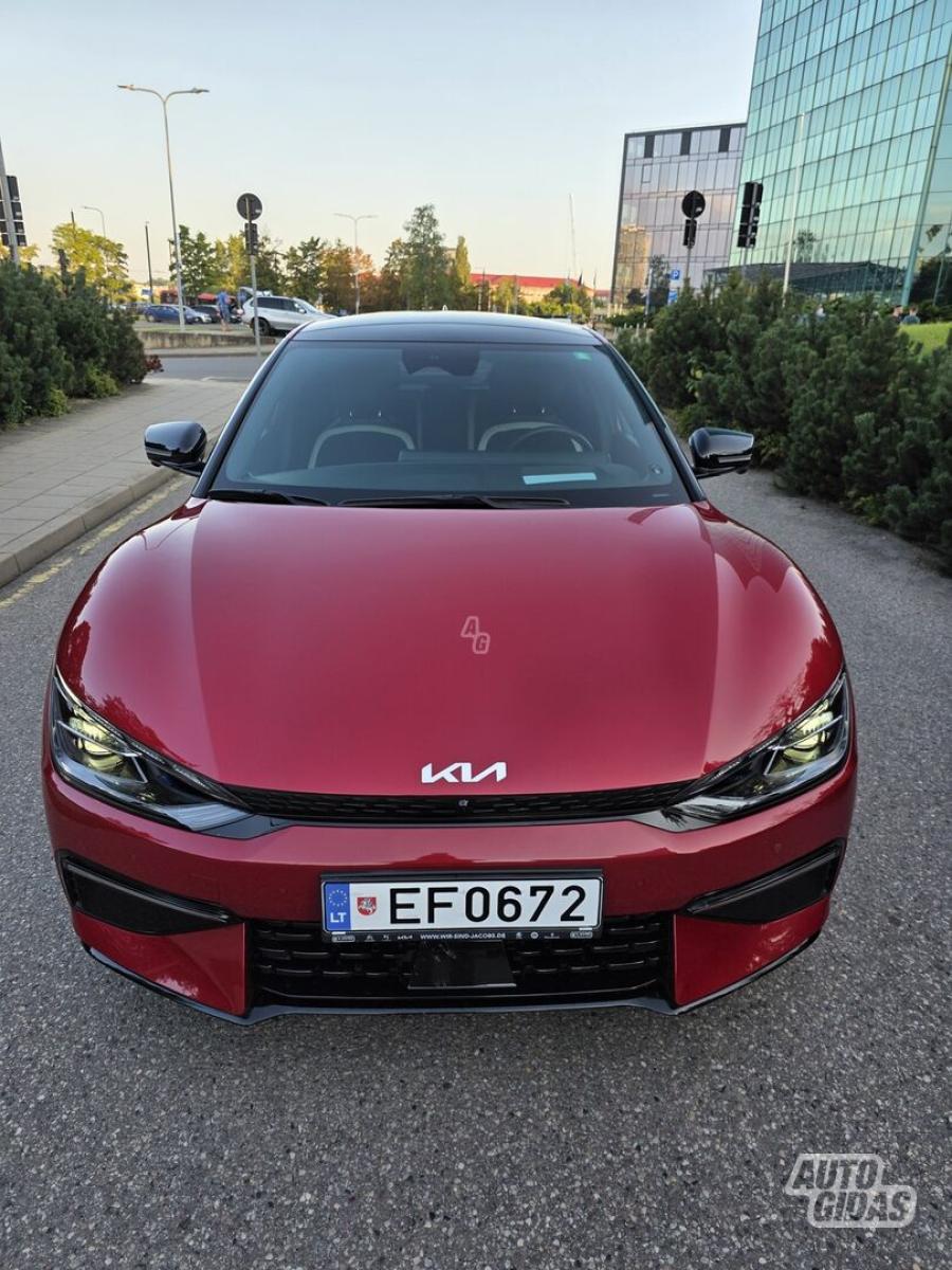 Sarkans Kia EV6 2022 Viļņa, ar dzinēja tilpumu 0.00 L un nobraukumu 44 tūkst. km par 31999 €, foto 3 vietnē AUTOMOTO.COM.LV