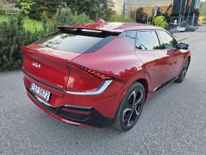 Sarkans Kia EV6 2022 Viļņa, ar dzinēja tilpumu 0.00 L un nobraukumu 44 tūkst. km par 31999 €, foto 6 vietnē AUTOMOTO.COM.LV