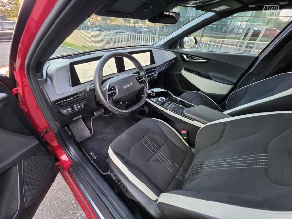 Sarkans Kia EV6 2022 Viļņa, ar dzinēja tilpumu 0.00 L un nobraukumu 44 tūkst. km par 31999 €, foto 9 vietnē AUTOMOTO.COM.LV