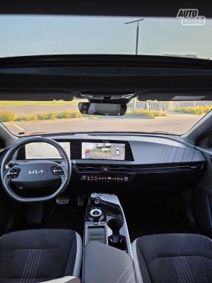 Sarkans Kia EV6 2022 Viļņa, ar dzinēja tilpumu 0.00 L un nobraukumu 44 tūkst. km par 31999 €, foto 11 vietnē AUTOMOTO.COM.LV