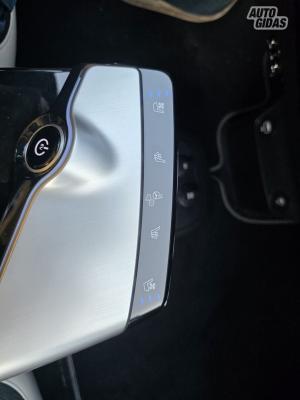 Sarkans Kia EV6 2022 Viļņa, ar dzinēja tilpumu 0.00 L un nobraukumu 44 tūkst. km par 31999 €, foto 13 vietnē AUTOMOTO.COM.LV