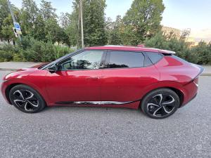 Red Kia EV6 2022 in Vilnius, with an engine capacity of 0.00 L and mileage of 44 thousand km for 31999 €, photo 7 on AUTOMOTO.COM.LV