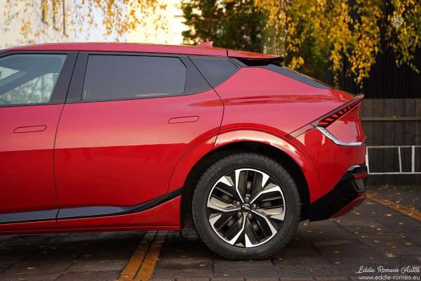 Sarkans Kia EV6 2023 Viļņa, ar dzinēja tilpumu 0.00 L un nobraukumu 64 tūkst. km par 29995 €, foto 11 vietnē AUTOMOTO.COM.LV
