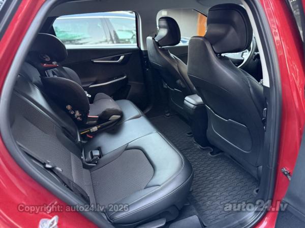 Red Kia EV6 2022 in Tallinn, with an engine capacity of 0.00 L and mileage of 49 thousand km for 26900 €, photo 11 on AUTOMOTO.COM.LV