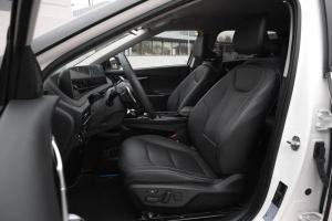 Balts Kia EV6 2021 Jelgava, ar dzinēja tilpumu 0.00 L un nobraukumu 160 tūkst. km par 19900 €, foto 16 vietnē AUTOMOTO.COM.LV