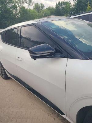 White Kia EV6 2022 in Alytus, with an engine capacity of 0.00 L and mileage of 94 thousand km for 15500 €, photo 24 on AUTOMOTO.COM.LV