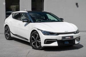 Белый Киа EV6 2023 в Каунас, объемом двигателя 0.00 л и пробегом 134 тыс. км за 32000 €, фото 4 на AUTOMOTO.COM.LV