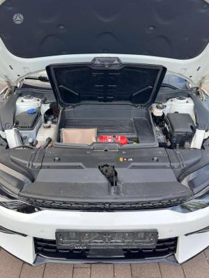 White Kia EV6 2023 in Rokiskis, with an engine capacity of 0.00 L and mileage of 74 thousand km for 31300 €, photo 14 on AUTOMOTO.COM.LV