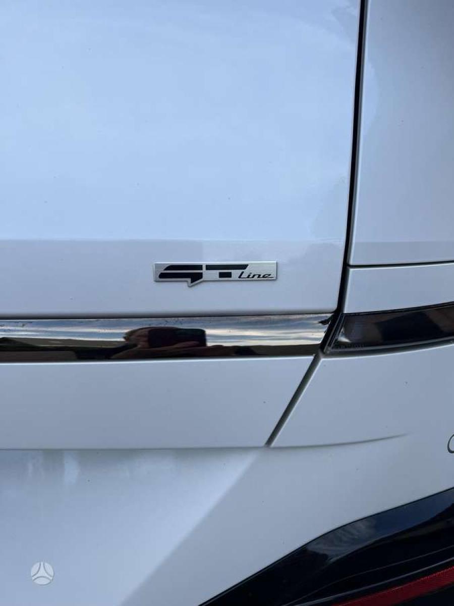 White Kia EV6 2023 in Rokiskis, with an engine capacity of 0.00 L and mileage of 74 thousand km for 31300 €, photo 16 on AUTOMOTO.COM.LV
