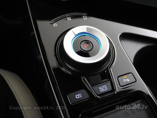 Белый Киа EV6 2022 в Таллин, объемом двигателя 0.00 л и пробегом 71 тыс. км за 36500 €, фото 7 на AUTOMOTO.COM.LV