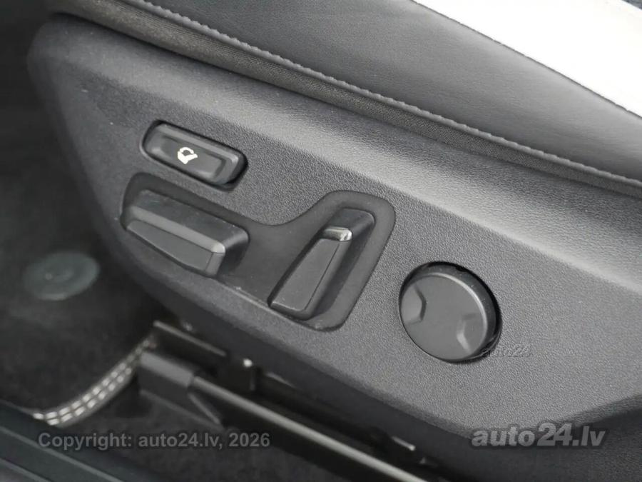 Белый Киа EV6 2022 в Таллин, объемом двигателя 0.00 л и пробегом 71 тыс. км за 36500 €, фото 13 на AUTOMOTO.COM.LV