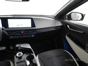 Белый Киа EV6 2022 в Таллин, объемом двигателя 0.00 л и пробегом 71 тыс. км за 36500 €, фото 16 на AUTOMOTO.COM.LV
