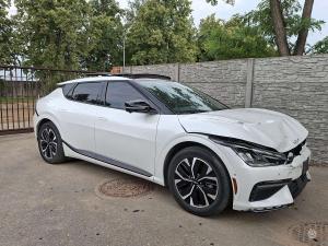Белый Киа EV6 2022 в Алитус, объемом двигателя 0.00 л и пробегом 95 тыс. км за 15350 €, фото 7 на AUTOMOTO.COM.LV