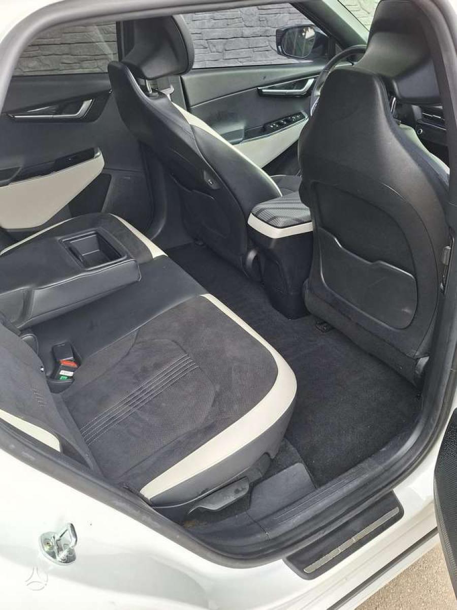 Белый Киа EV6 2022 в Алитус, объемом двигателя 0.00 л и пробегом 95 тыс. км за 15350 €, фото 20 на AUTOMOTO.COM.LV