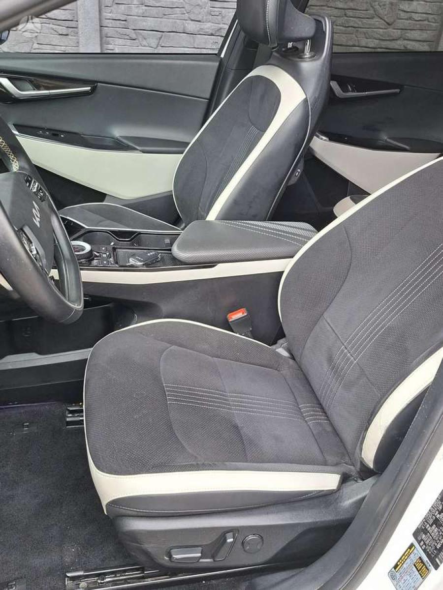 Белый Киа EV6 2022 в Алитус, объемом двигателя 0.00 л и пробегом 95 тыс. км за 15350 €, фото 22 на AUTOMOTO.COM.LV