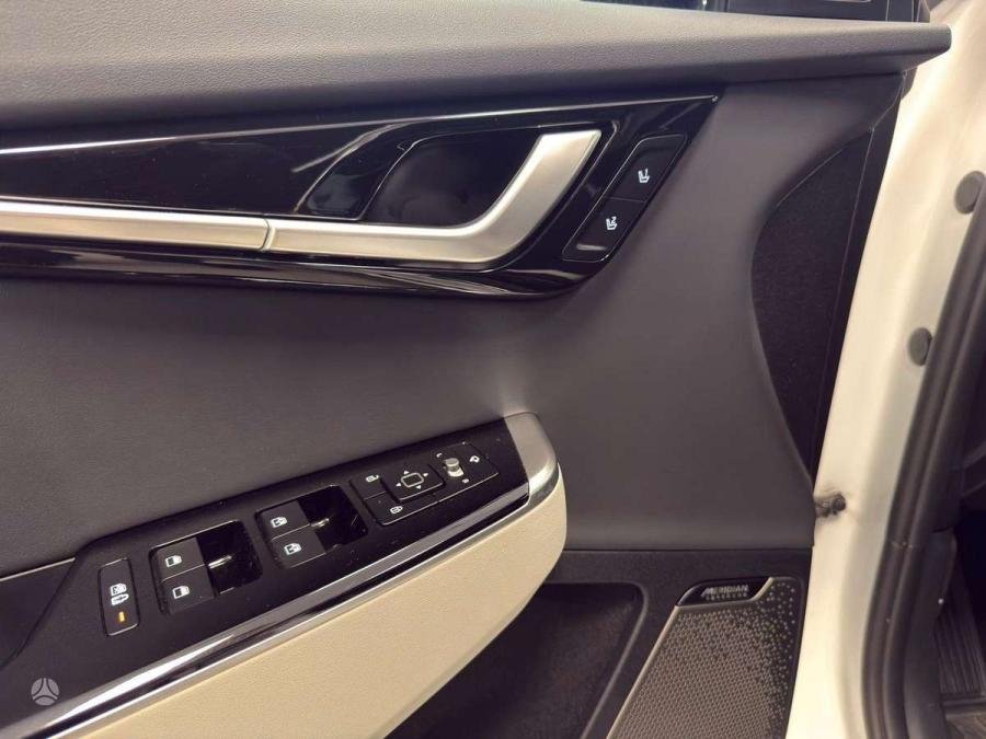 Белый Киа EV6 2022 в Вильнюс, объемом двигателя 0.00 л и пробегом 48 тыс. км за 35400 €, фото 13 на AUTOMOTO.COM.LV