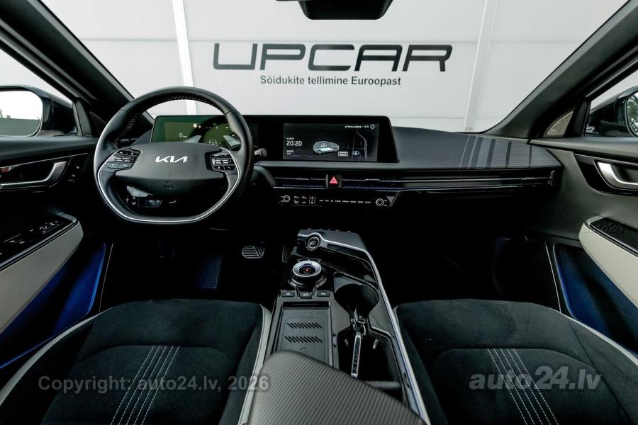 White Kia EV6 2022 in Parnu, with an engine capacity of 0.00 L and mileage of 82 thousand km for 34900 €, photo 12 on AUTOMOTO.COM.LV