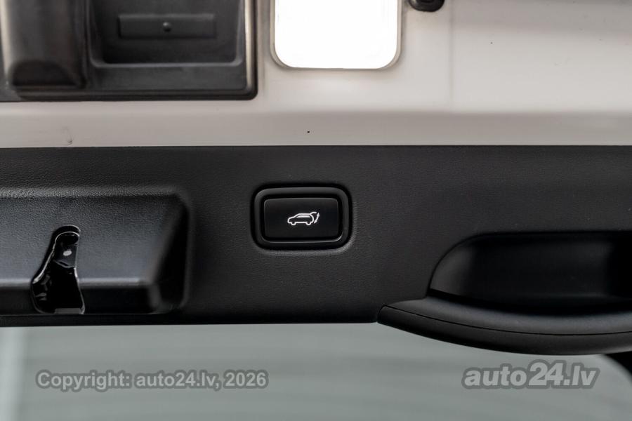 White Kia EV6 2022 in Parnu, with an engine capacity of 0.00 L and mileage of 82 thousand km for 34900 €, photo 24 on AUTOMOTO.COM.LV