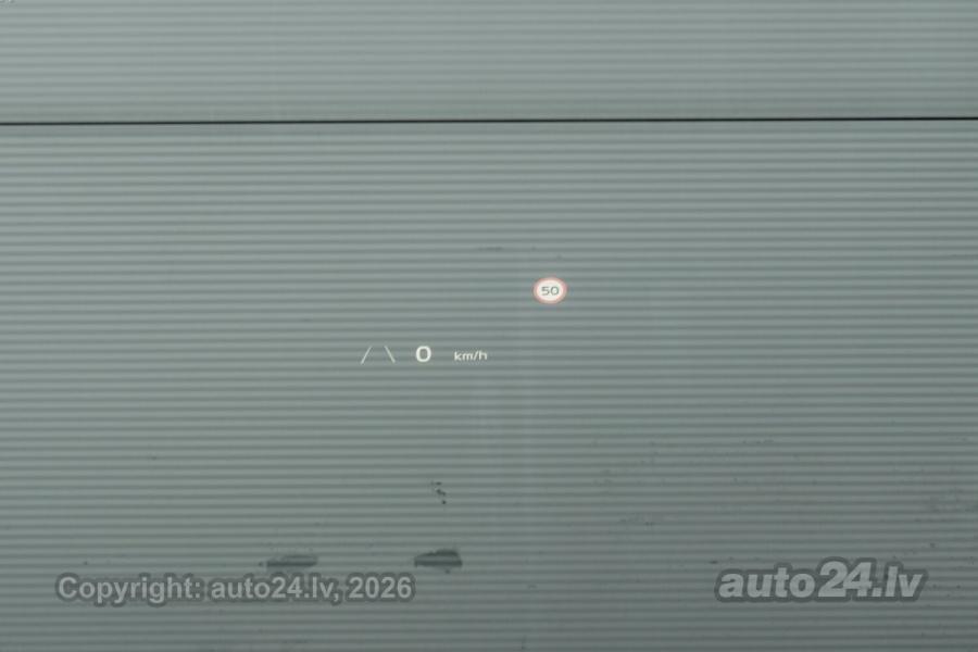 White Kia EV6 2022 in Parnu, with an engine capacity of 0.00 L and mileage of 82 thousand km for 34900 €, photo 27 on AUTOMOTO.COM.LV