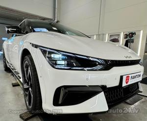 Белый Киа EV6 2023 в Таллин, объемом двигателя 0.00 л и пробегом 58 тыс. км за 43000 €, фото 4 на AUTOMOTO.COM.LV