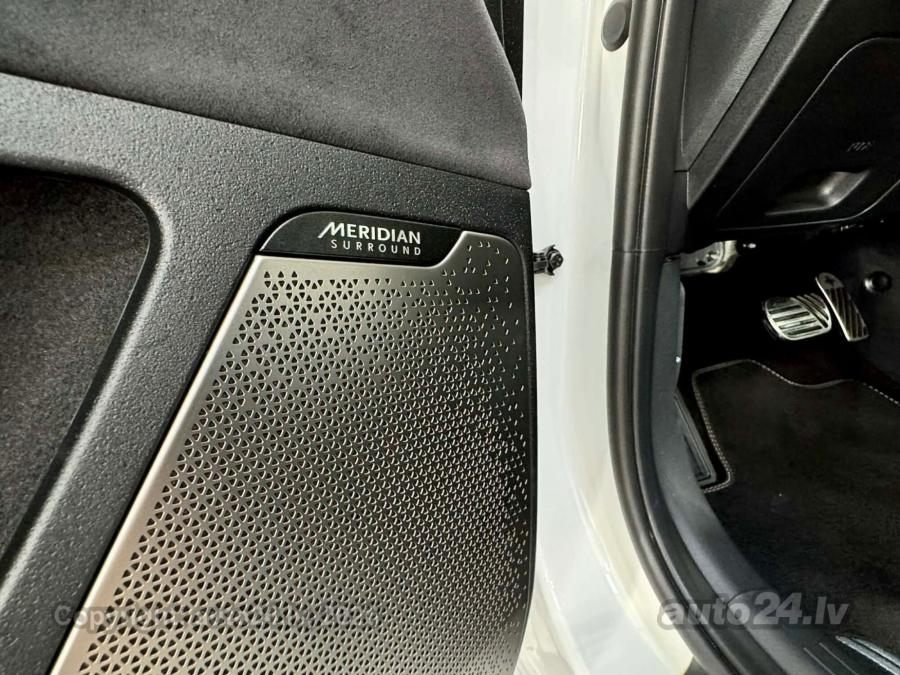 Белый Киа EV6 2023 в Таллин, объемом двигателя 0.00 л и пробегом 58 тыс. км за 43000 €, фото 19 на AUTOMOTO.COM.LV