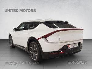 Balts Kia EV6 2024 Tallina, ar dzinēja tilpumu 0.00 L un nobraukumu 61 tūkst. km par 41990 €, foto 3 vietnē AUTOMOTO.COM.LV