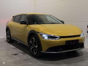 Yellow Kia EV6 2023 in Vilnius, with an engine capacity of 0.00 L and mileage of 51 thousand km for 29950 €, photo 3 on AUTOMOTO.COM.LV