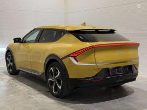 Yellow Kia EV6 2023 in Vilnius, with an engine capacity of 0.00 L and mileage of 51 thousand km for 29950 €, photo 7 on AUTOMOTO.COM.LV