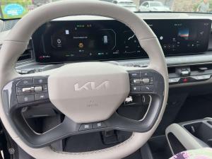 Черный Киа EV9 2024 в Кедайняй, объемом двигателя 0.00 л и пробегом 23 тыс. км за 27500 €, фото 18 на AUTOMOTO.COM.LV
