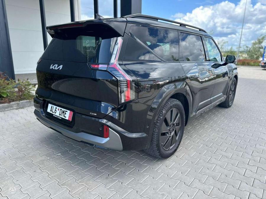 Melns Kia EV9 2024 Viļņa, ar dzinēja tilpumu 0.00 L un nobraukumu 32 tūkst. km par 49500 €, foto 9 vietnē AUTOMOTO.COM.LV