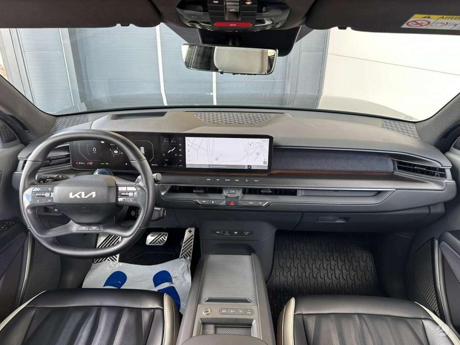 Melns Kia EV9 2024 Viļņa, ar dzinēja tilpumu 0.00 L un nobraukumu 32 tūkst. km par 49500 €, foto 15 vietnē AUTOMOTO.COM.LV