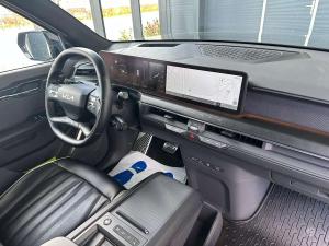 Melns Kia EV9 2024 Viļņa, ar dzinēja tilpumu 0.00 L un nobraukumu 32 tūkst. km par 49500 €, foto 17 vietnē AUTOMOTO.COM.LV