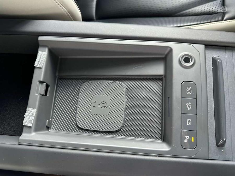 Melns Kia EV9 2024 Viļņa, ar dzinēja tilpumu 0.00 L un nobraukumu 32 tūkst. km par 49500 €, foto 26 vietnē AUTOMOTO.COM.LV