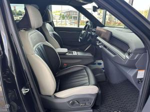 Melns Kia EV9 2024 Viļņa, ar dzinēja tilpumu 0.00 L un nobraukumu 32 tūkst. km par 49500 €, foto 28 vietnē AUTOMOTO.COM.LV