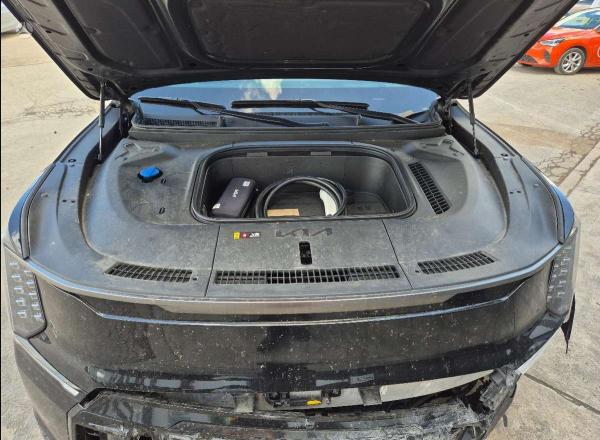 Melns Kia EV9 2025 Klaipėda, ar dzinēja tilpumu 0.00 L un nobraukumu 51 tūkst. km par 28750 €, foto 11 vietnē AUTOMOTO.COM.LV