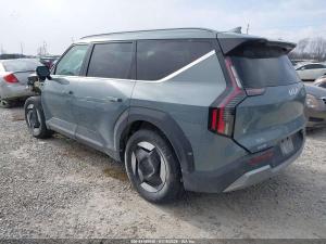 Зеленый Киа EV9 2024 в Каунас, объемом двигателя 0.00 л и пробегом 53 тыс. км за 32670 €, фото 4 на AUTOMOTO.COM.LV