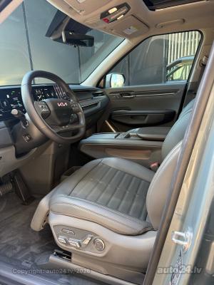 Pelēks Kia EV9 2025 Tallina, ar dzinēja tilpumu 0.00 L un nobraukumu 20 tūkst. km par 54900 €, foto 13 vietnē AUTOMOTO.COM.LV