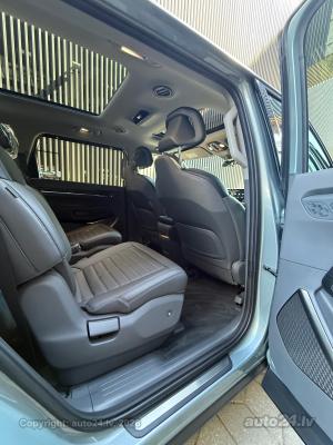 Pelēks Kia EV9 2025 Tallina, ar dzinēja tilpumu 0.00 L un nobraukumu 20 tūkst. km par 54900 €, foto 19 vietnē AUTOMOTO.COM.LV